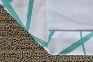 Center Stage: DIY Faux Roman Shade Tutorial from Tiny Sidekick | #Durathon