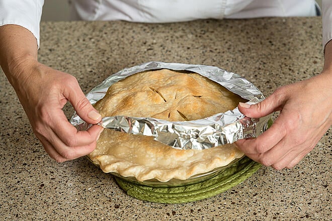 How to protect a pie crust from burning